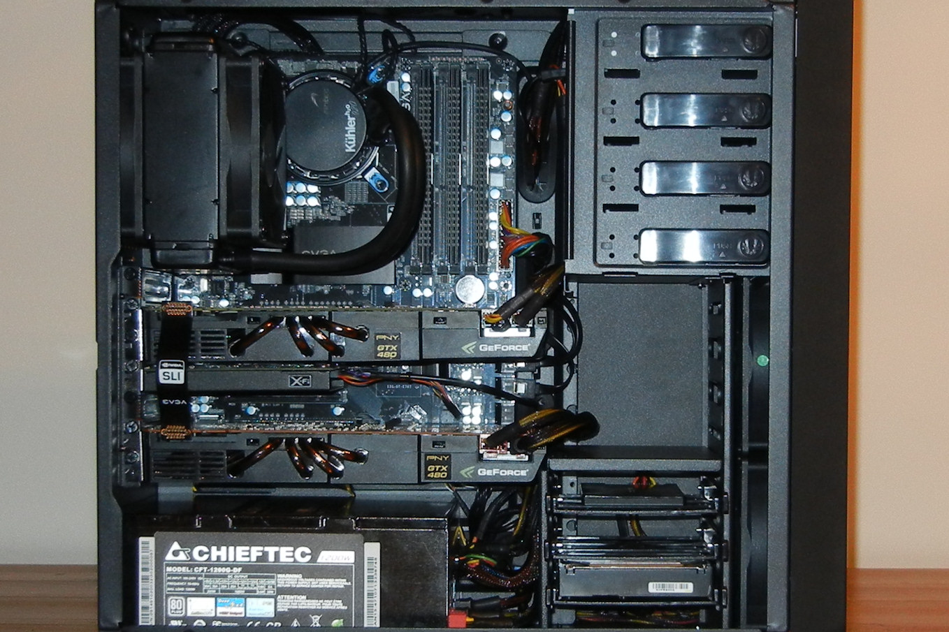 BitFenix Raider Mid-Tower Gaming Case Review | The SSD Review