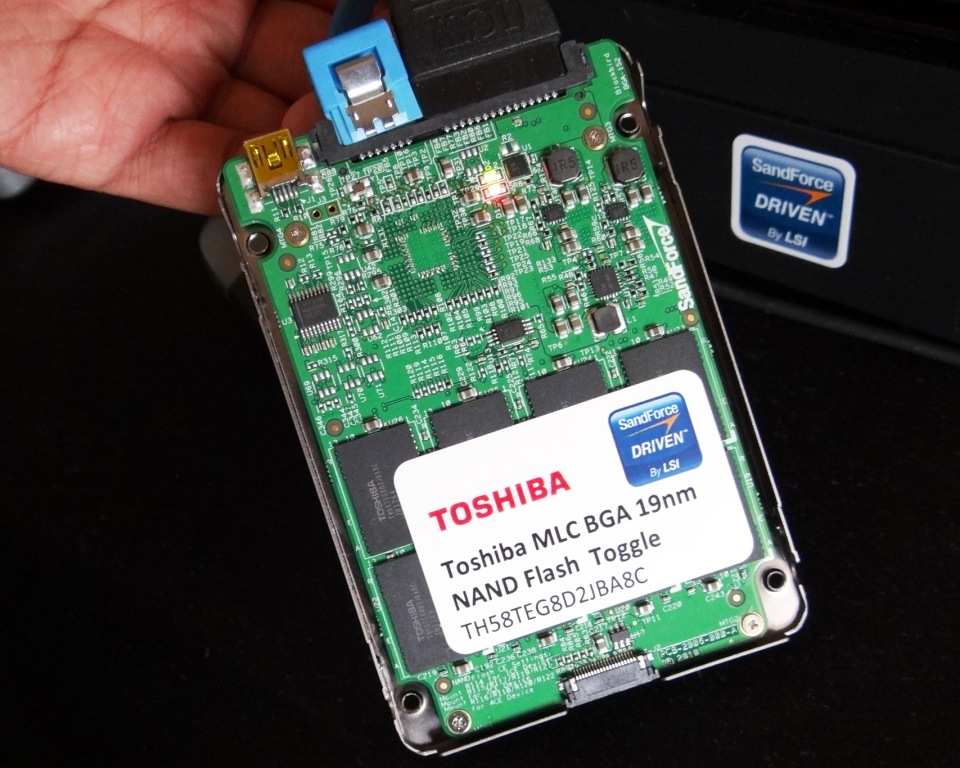 LSI SandForce Display SandForce Driven SSD with 19nm Memory - Computex ...