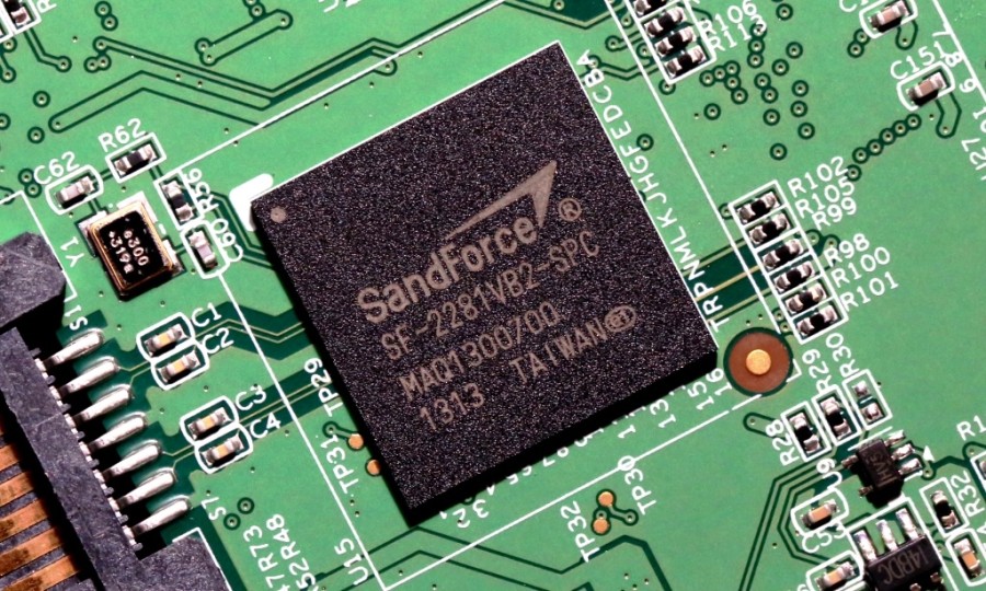 ADATA DashDrive Elite SE720 128GB External SSD Review - Excellent Build ...