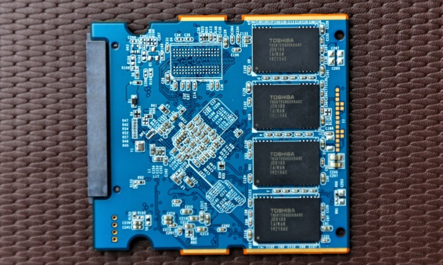 Phison Intros Strong SATA 3 SSD controller - FMS 2014 Update | The SSD ...
