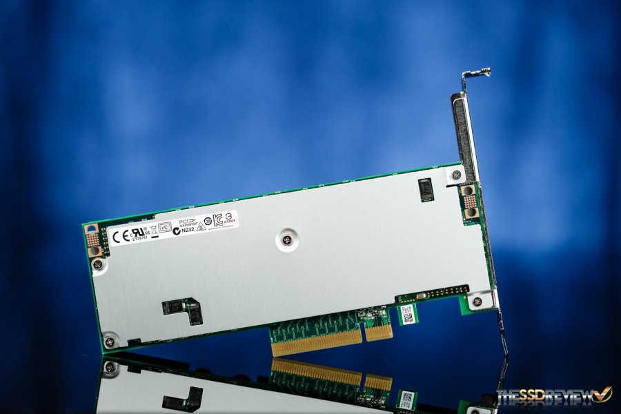 Intel SSD DC P3608 Review (1.6TB) - Over 5GB/s and 850K IOPS! | The SSD ...