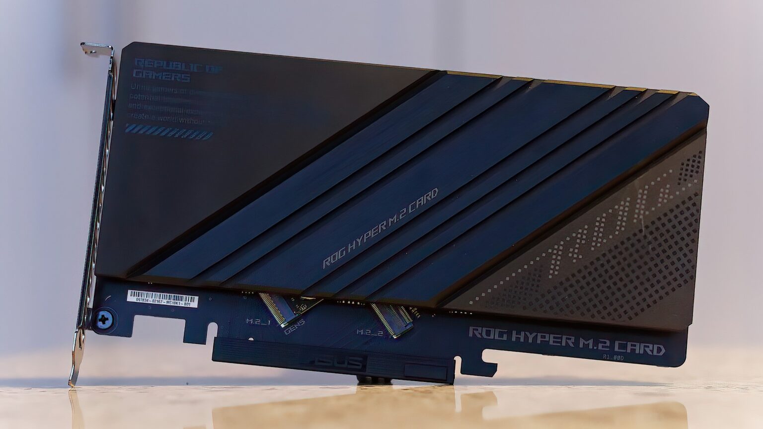 Phison PS5026-E26 Reference Design PCIe 5.0 2TB NVMe M.2 SSD Preview - Things Just Got a Whole ...